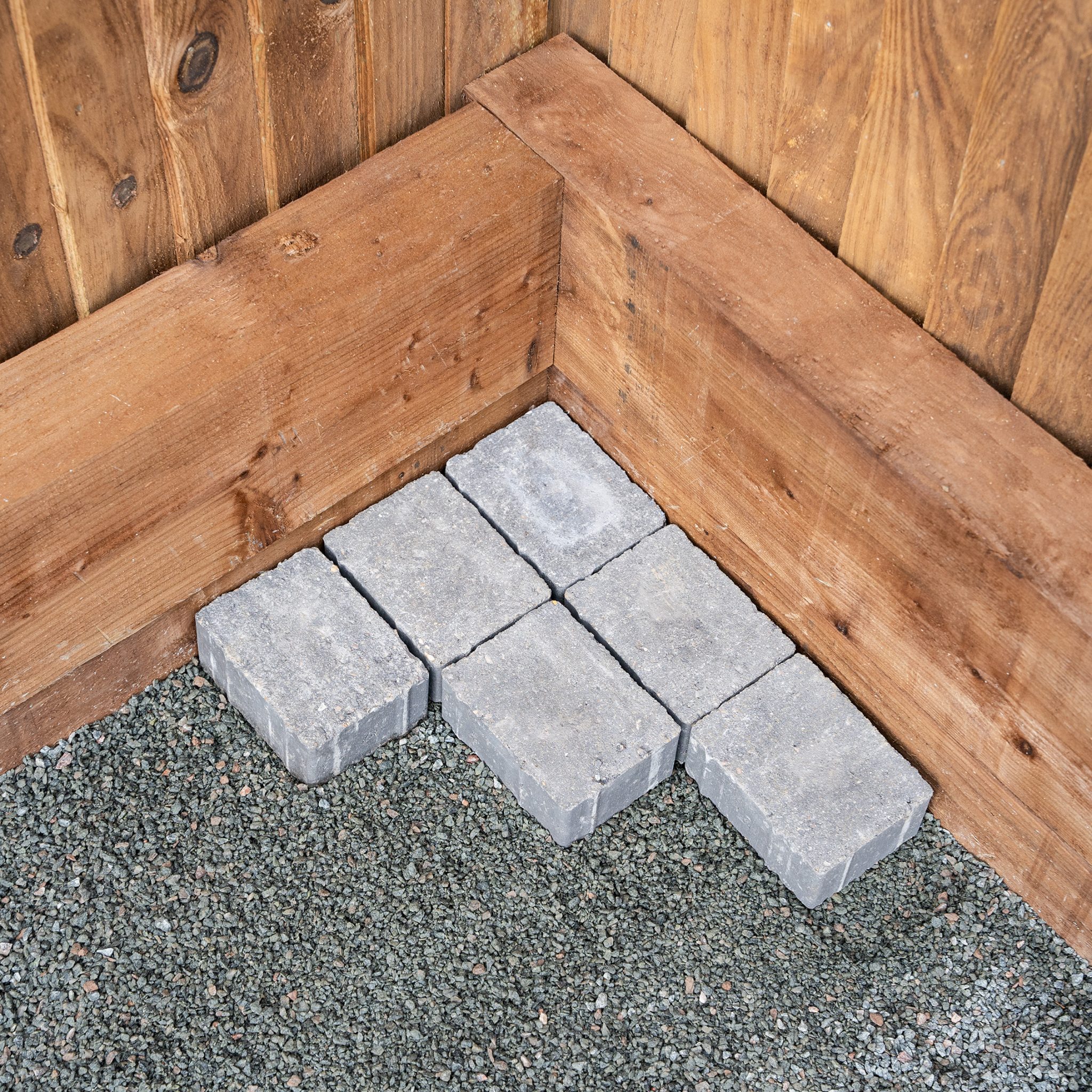 Granite Chippings - Longwater Gravel